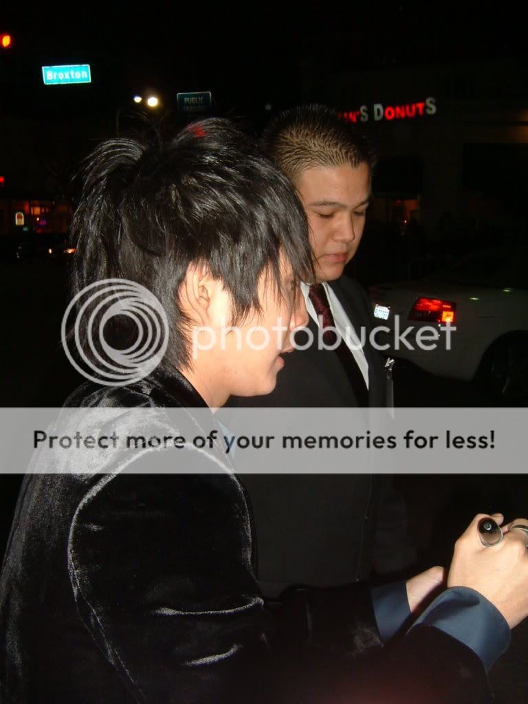 Pic of Justin From The Twilight Premiere | Justin Chon Fansite